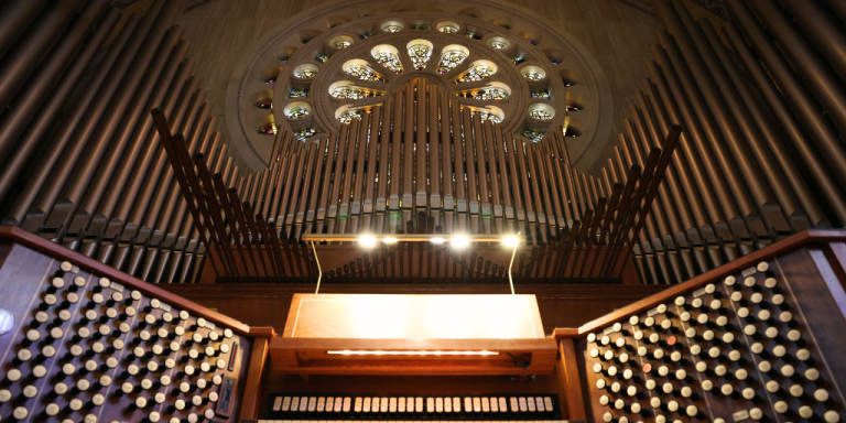 Annual Octave Day of Easter Concert: Eric Plutz - National Shrine of ...